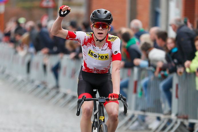 Aless De Bock wint halve thuiskoers in Oordegem: “Zonder opwarming kon ...
