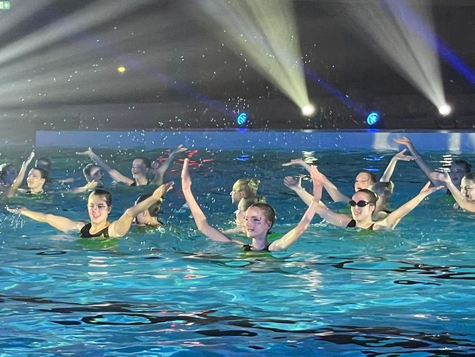 Dansen op het water: Aquatopia opent officieel de deuren in Aalst | Aalst | hln.be