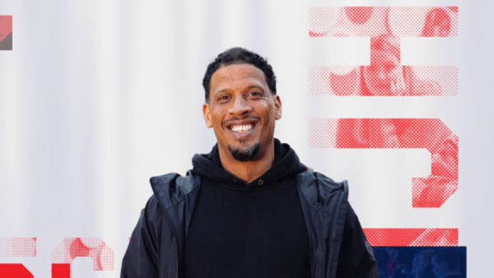 Rapper Rico, bekend van Opgezwolle, geeft vrijheidscollege in Dordt ...