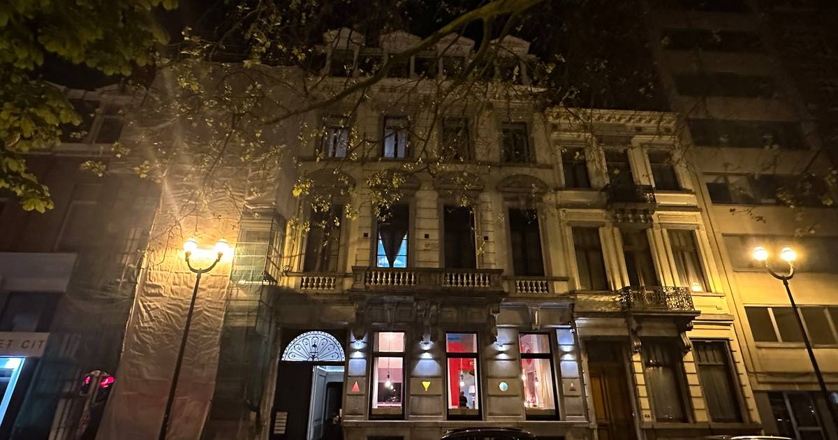 Discotheek uitgebrand aan Louizalaan in Elsene | Brussel | hln.be