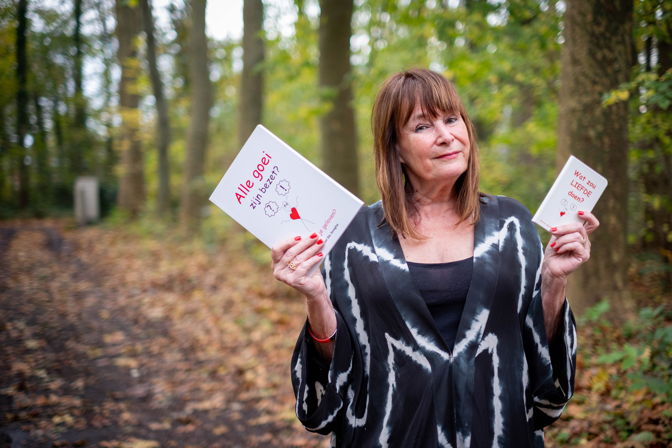 Liefdescoach schrijft handleiding voor dolende singles: “Je bent altijd ...