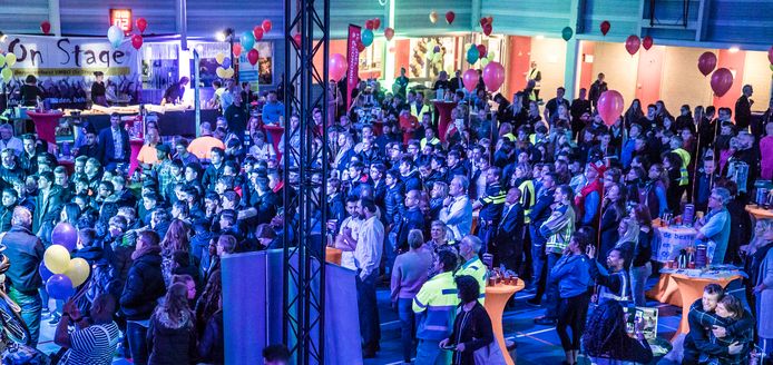 Kinderen kijken ogen uit bij Delft On Stage | Delft | AD.nl