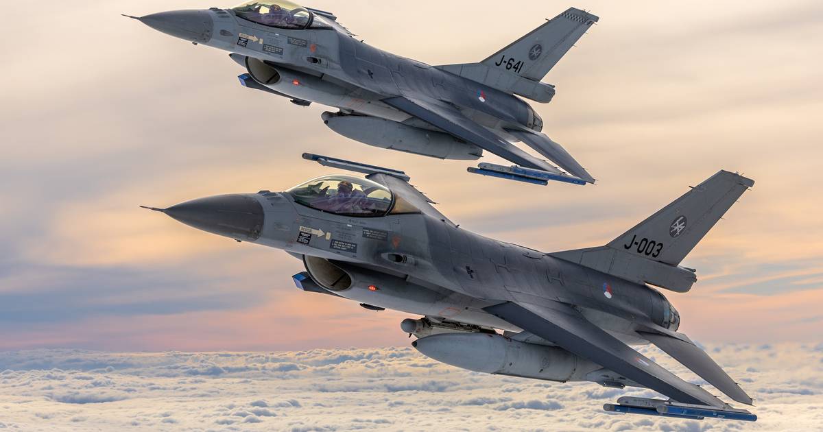 F16 gaat met pensioen: Straaljagers vandaag voor het laatst te zien ...