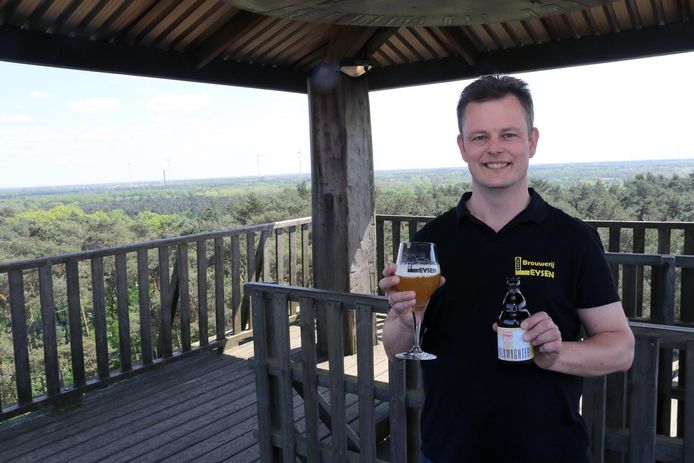 Brouwerij Leysen viert 60 jaar Toeristentoren met 'Torenwachter ...