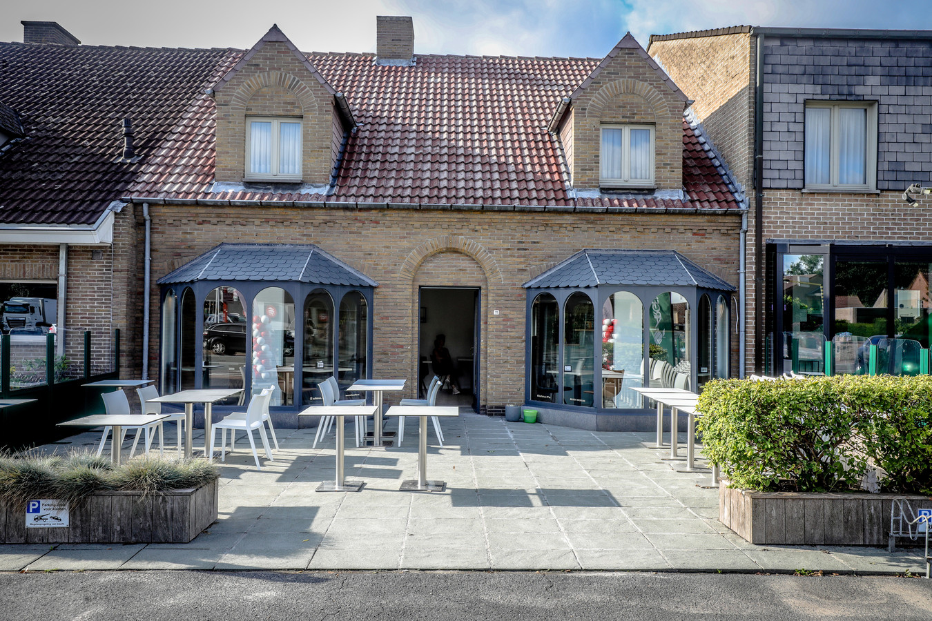 NET OPEN. Drie codewoorden in nieuwe koffiezaak en tearoom FF’ier in ...