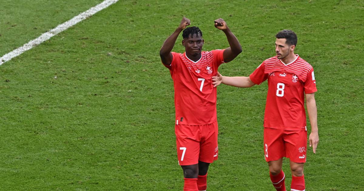 Uitgerekend Embolo bezorgt Zwitserland belangrijke zege tegen z'n ...