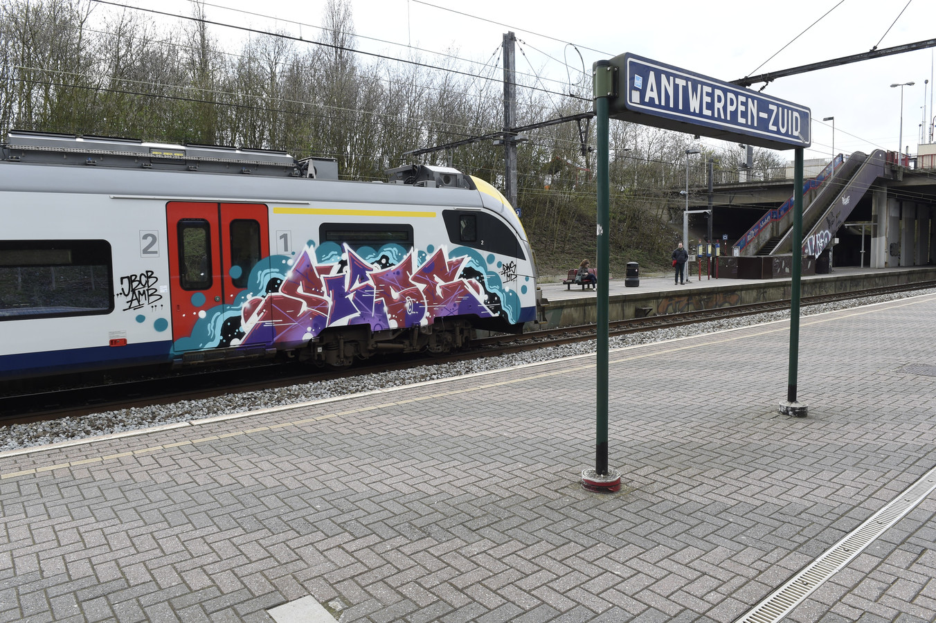 Station Antwerpen-Zuid krijgt eindelijk make-over: meer comfort voor ...