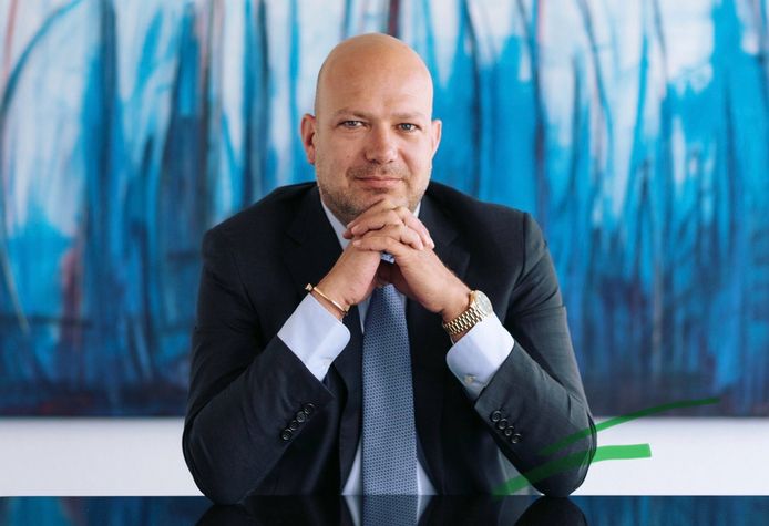 Franke moet geduld hebben bij overname Vitesse: ‘Jongensboek als we dit ...