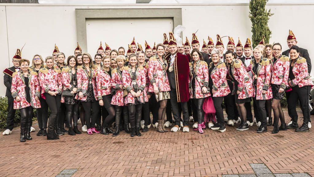 Schietpartijen en een verdwenen klomp: Boorköttels uit Enter blikken ...