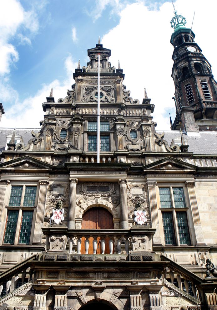 Gemeente Leiden gaat bamboe verkeersborden testen | Leiden | AD.nl