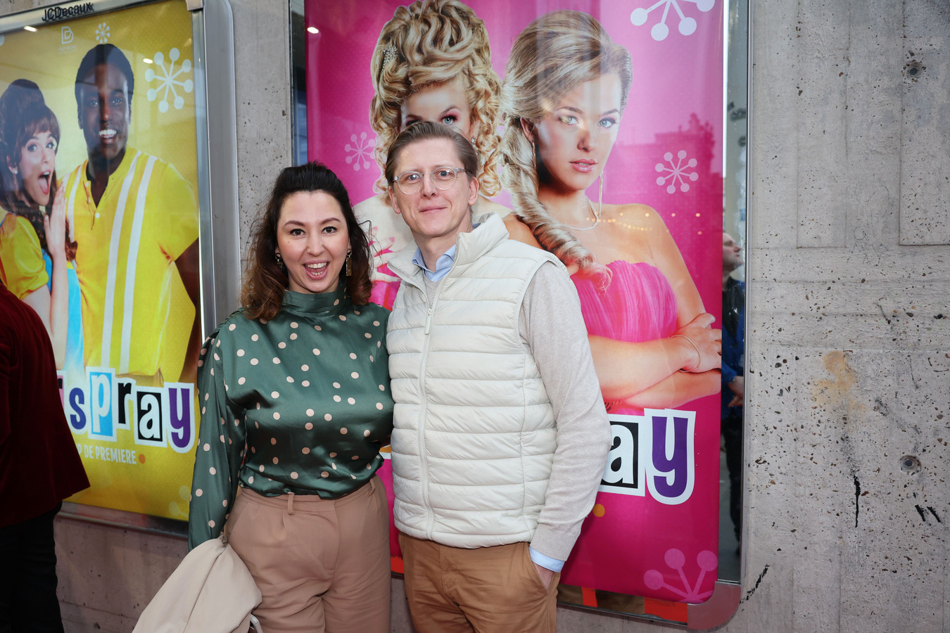 IN BEELD. ‘De mol’ Gilles Van Bouwel met nieuwe liefde op rode loper ...