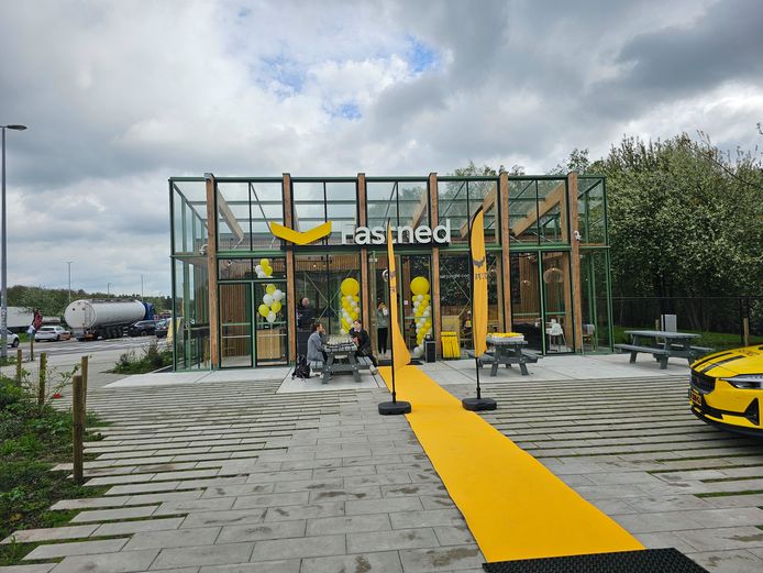 Laadbedrijf Fastned groeit als kool, nu nog verse koffie en een broodje ...