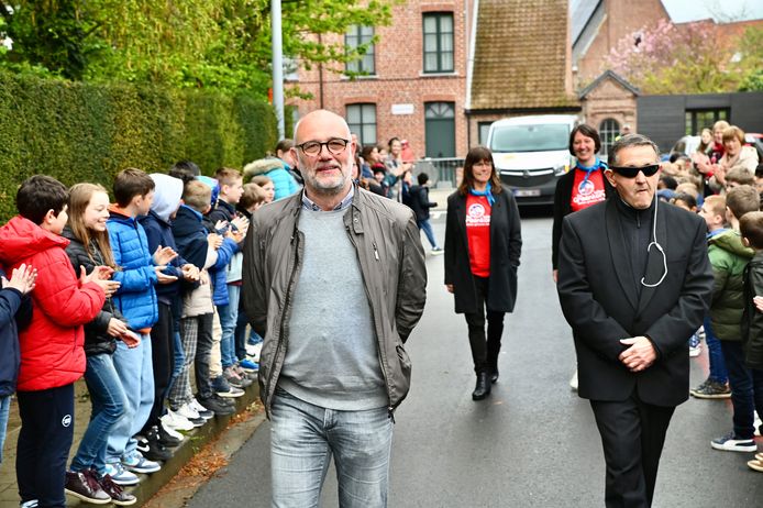 Luc neemt na 35 jaar afscheid van vrije basisschool De Graankorrel ...