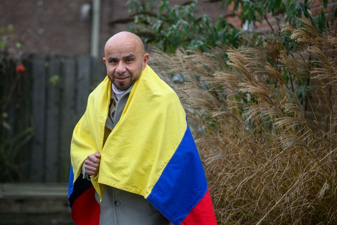 Matthijs uit Nijverdal (44) mist herkenning en wil het nu zeker weten ...