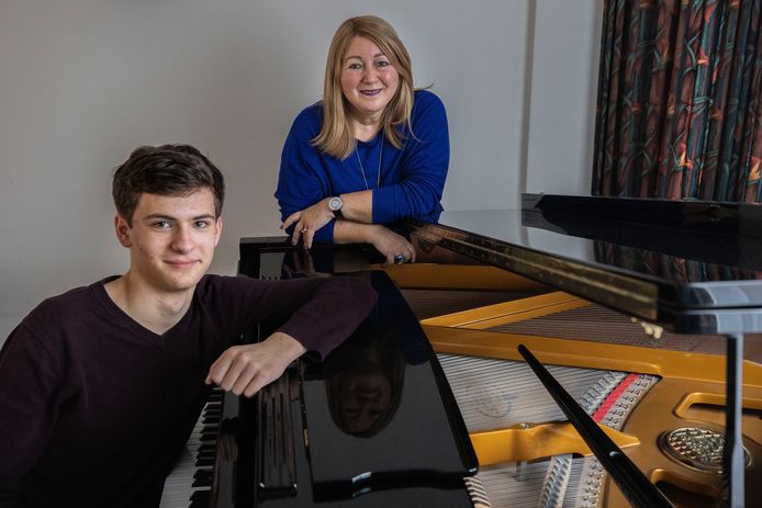 Opnieuw prijs voor jonge componist Jasper de Bock (17): ‘Hij zet Best ...