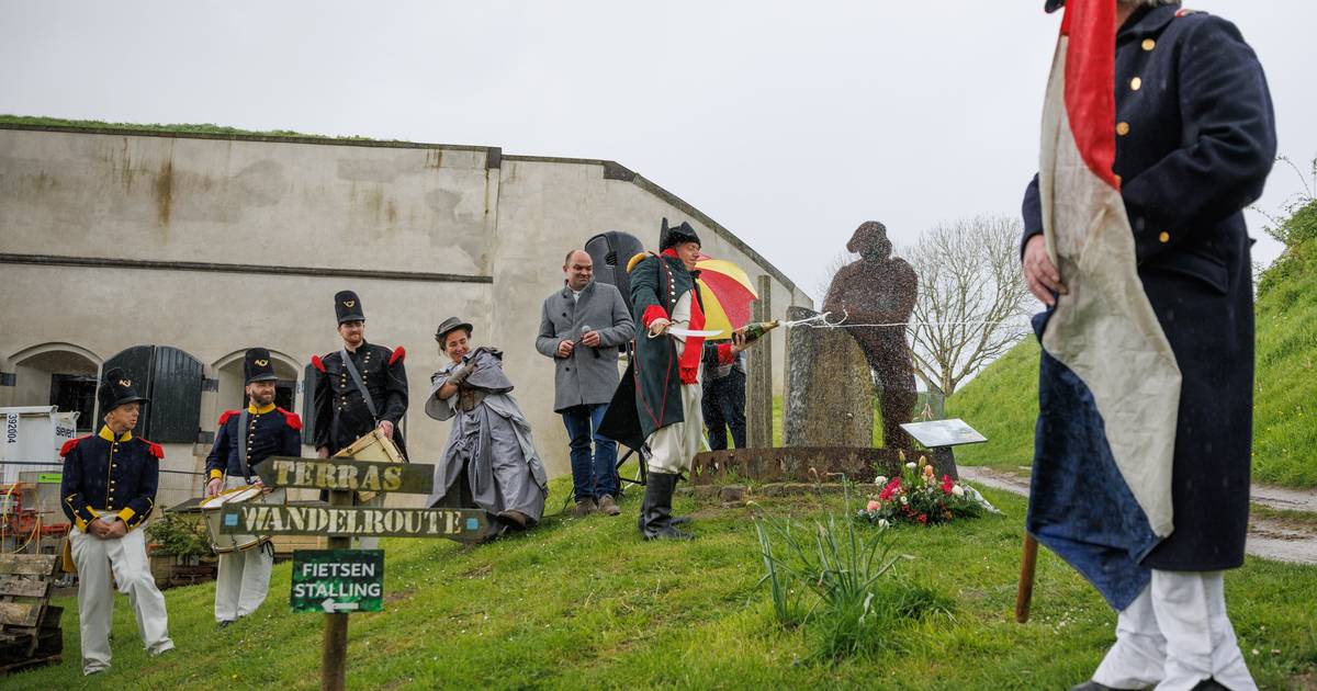 Kijken naar bommen en kanonnen op Fort Sabina: ‘Hopen dat het een ...