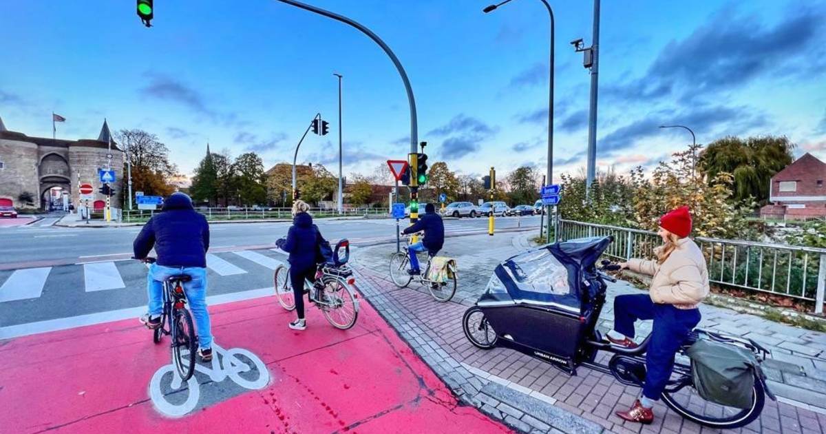 Zwart kruispunt aan Gentpoort wordt veiliger voor fietsers, maar ...