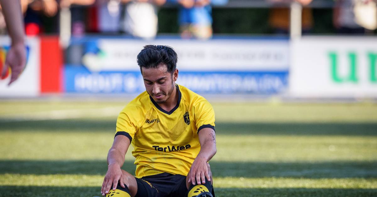 Alcides speelt bij feestvierend SJC al snel voor een kansloze zaak ...