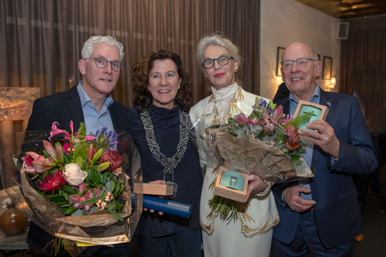 Tilburg Trofee voor inzet Stichting Tilburgse Revue | Foto | bd.nl