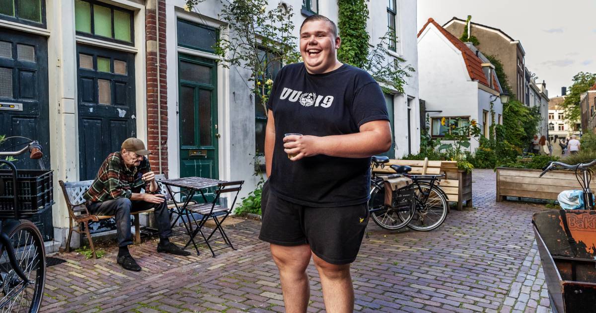 Dylano (16) wil nooit meer weg uit de Zeven Steegjes: ‘Iedereen kent ...