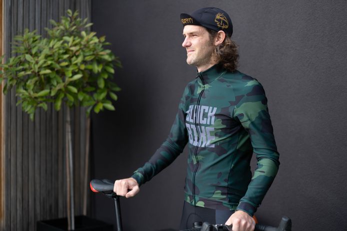 LO-leerkracht Wim uit Sint-Katelijne-Waver giet metal en hardcore in ...