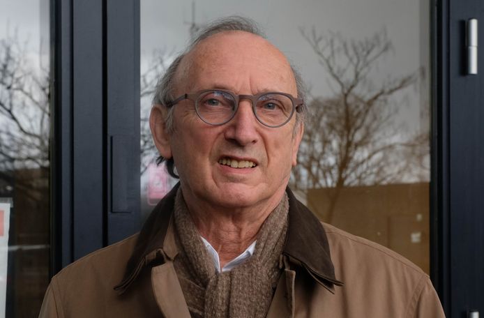 Burgemeester laat zich tijdelijk vervangen wegens hartoperatie | Lier ...