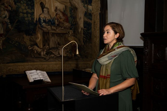Plottwist in Antwerps cultuurdebat? Schepen Ait Daoud (N-VA) gaat op ...