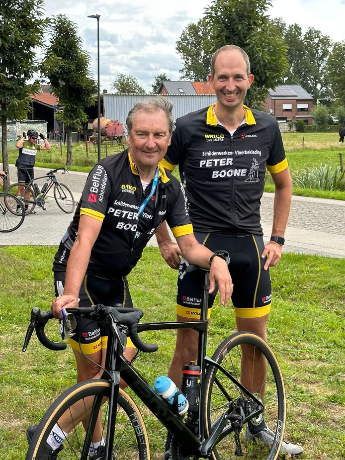 Marc (68) fietst na 27 jaar met goede vriend opnieuw naar Santiago De ...