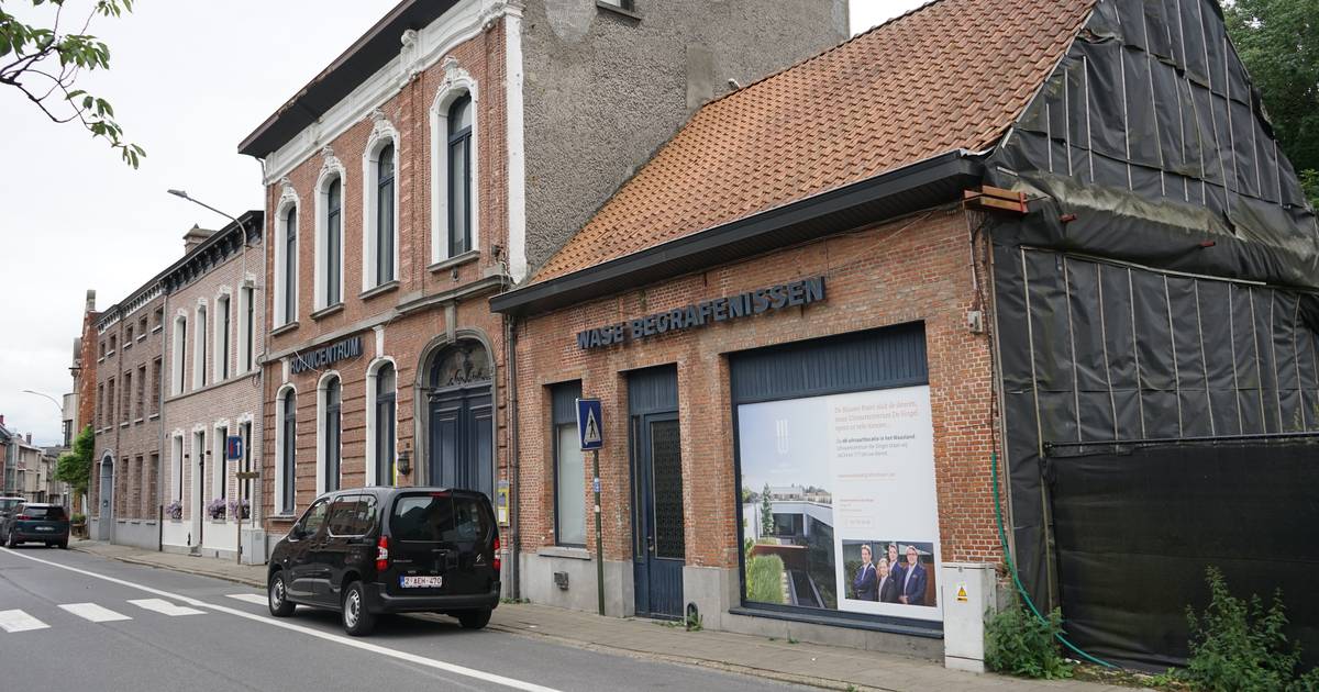 Uitvaartcentrum maakt plaats voor appartementen en buurtwinkel ...