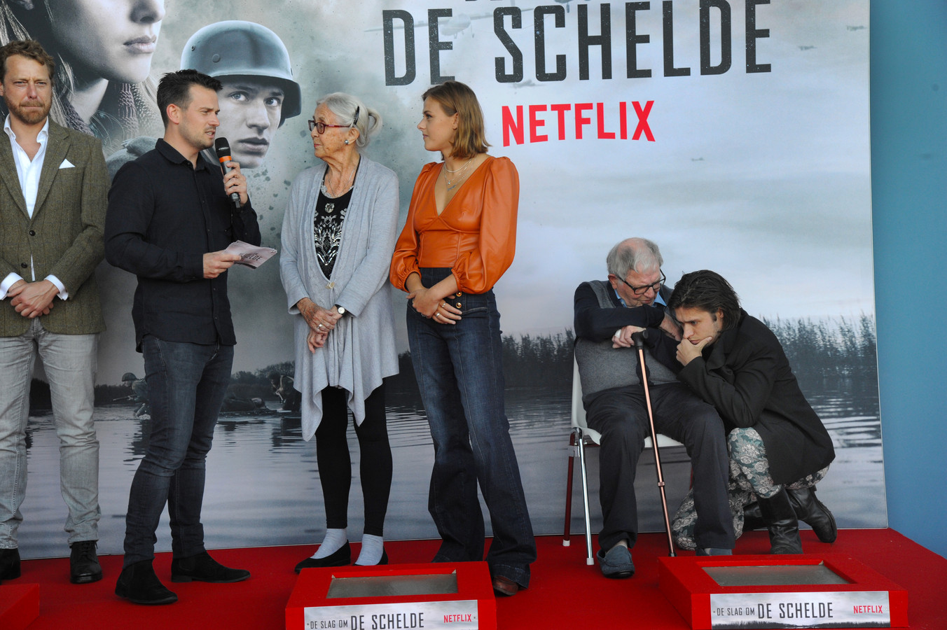 Tranen bij Slag om de Schelde: indrukwekkende verhalen van ooggetuigen | Foto | AD.nl