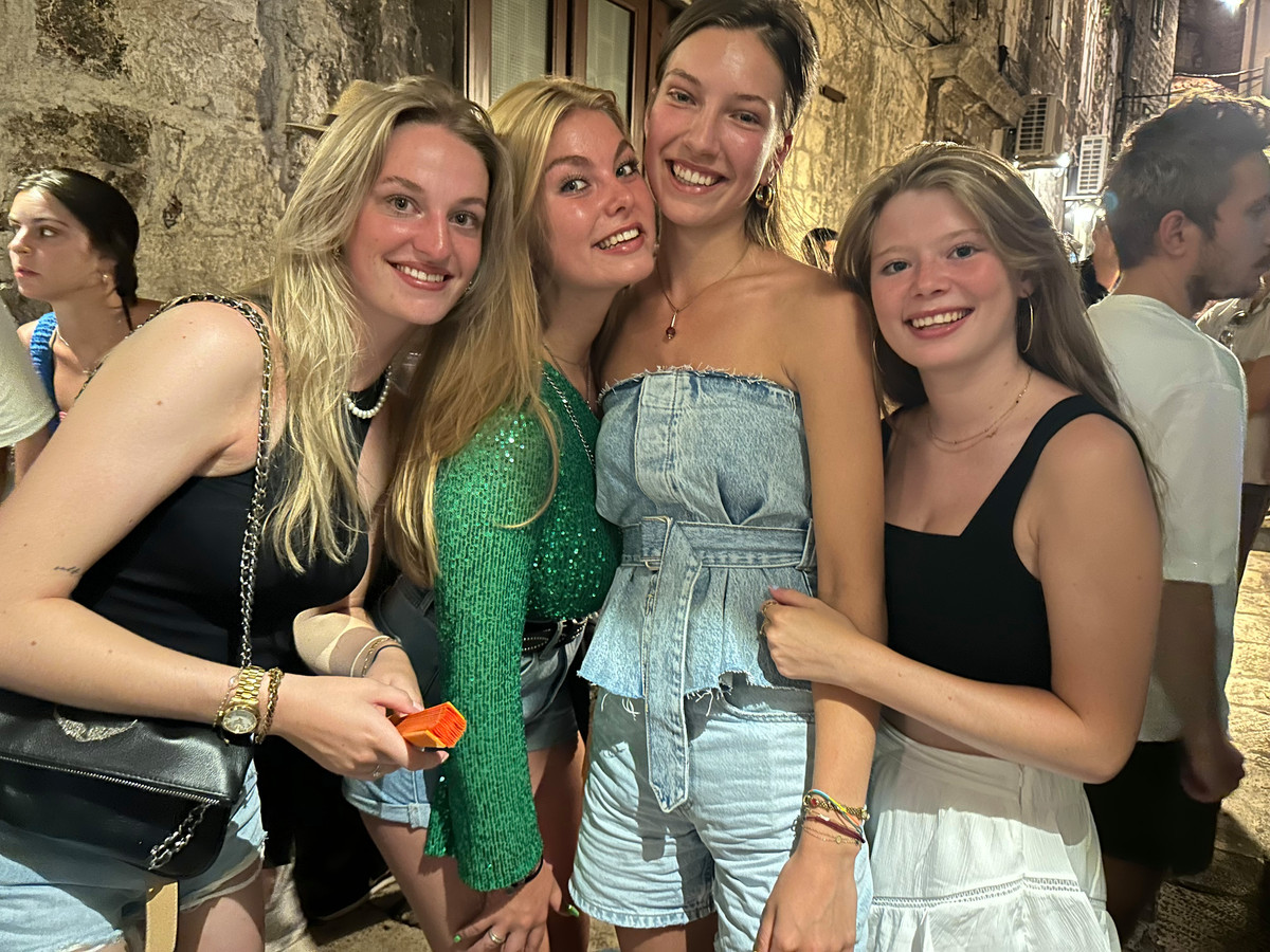 Bewoners filmen wangedrag feestende Nederlandse jongeren in Kroatische ...