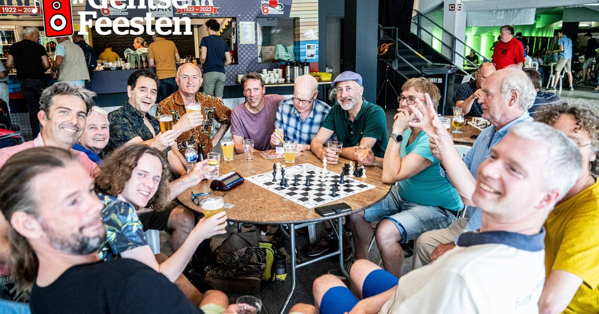 400 schakers strijken vijf dagen neer voor groots toernooi in ’t Kuipke ...