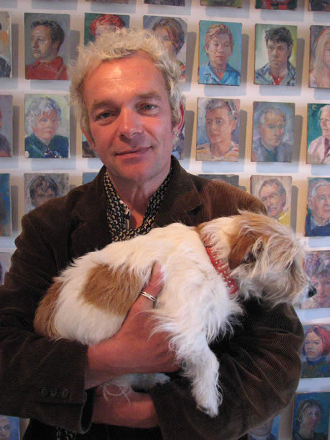 Un artiste veut peindre le portrait de tous ses concitoyens | Foto ...