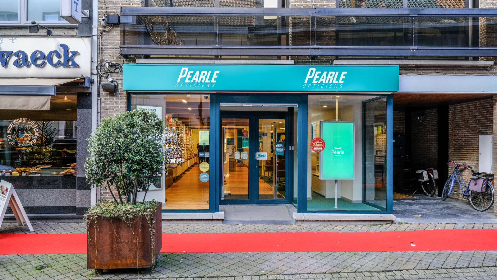 MIJN STAD. Handelsman Hans Maddelein streek 30 jaar geleden neer in Waregem: “Een stad met een ...