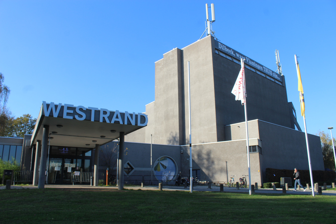 Westrand maakt van de poëzieweek een poëzie-voorjaar en zomer | Foto ...