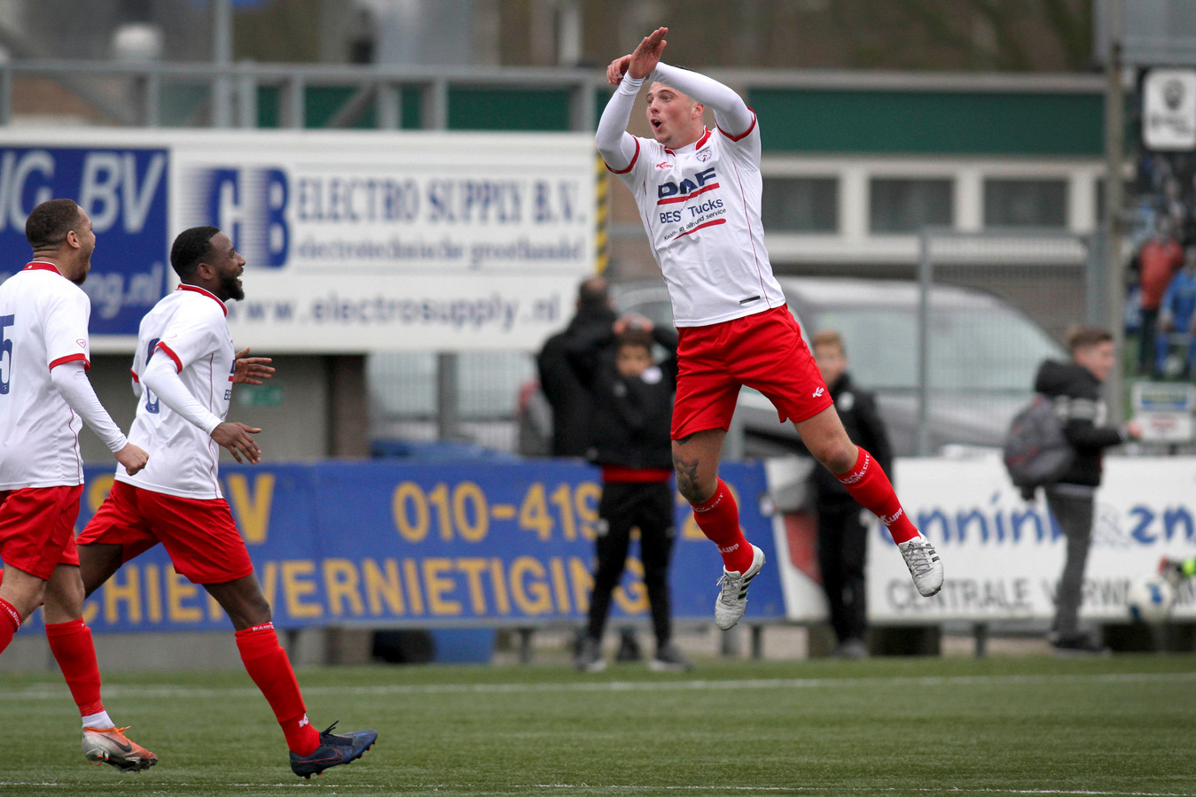 Danny Monster geniet weer na herniaoperatie: ‘Heerlijk om pijnvrij en ...
