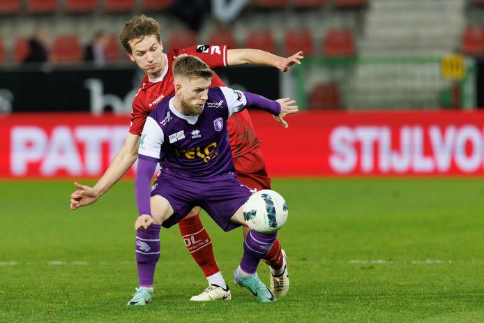 Lukas Willen met Zulte Waregem in Deinze: “Winnen is nu het enige dat ...