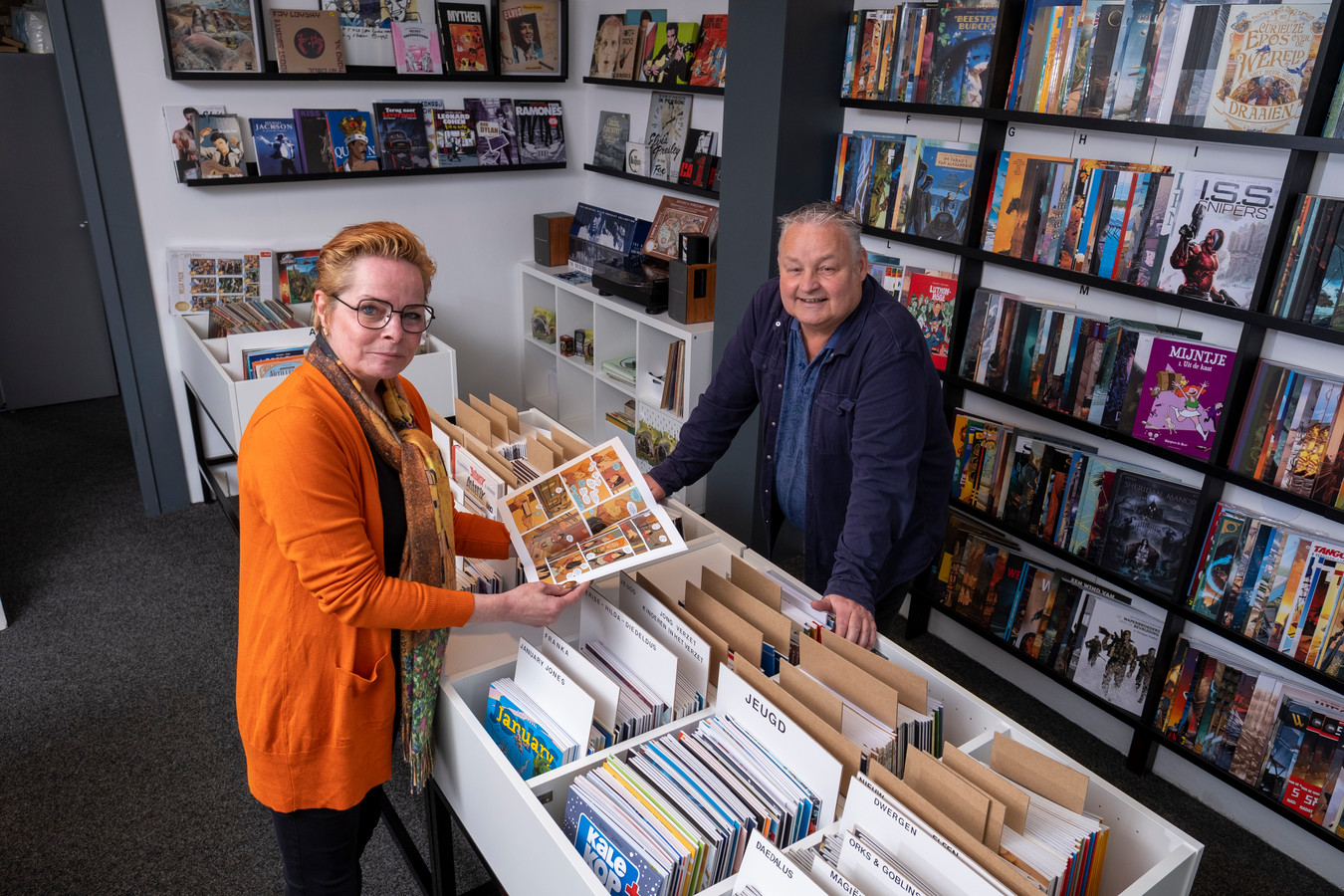 Deze stripboekenwinkel in Epe helpt mensen zoeken naar ‘De Juiste Koers ...