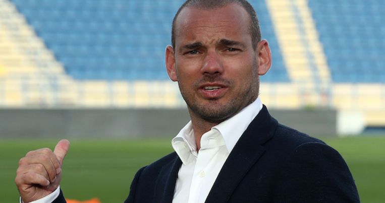 Wesley Sneijder deelt foto met zijn broer en ze zijn niet uit elkaar te houden