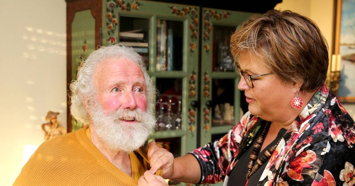 Kunstenaar Jelier Vervloed krijgt Gouden K voor zijn werk: ‘Volop ...