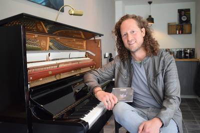 Jeroen heeft bijna 17 miljoen streams op Spotify: 'Ik heb luisteraars ...