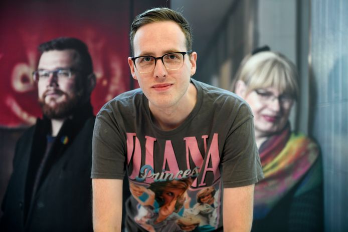 Robin (30) uit Enschede verstopt zich niet langer achter zijn geheim ...