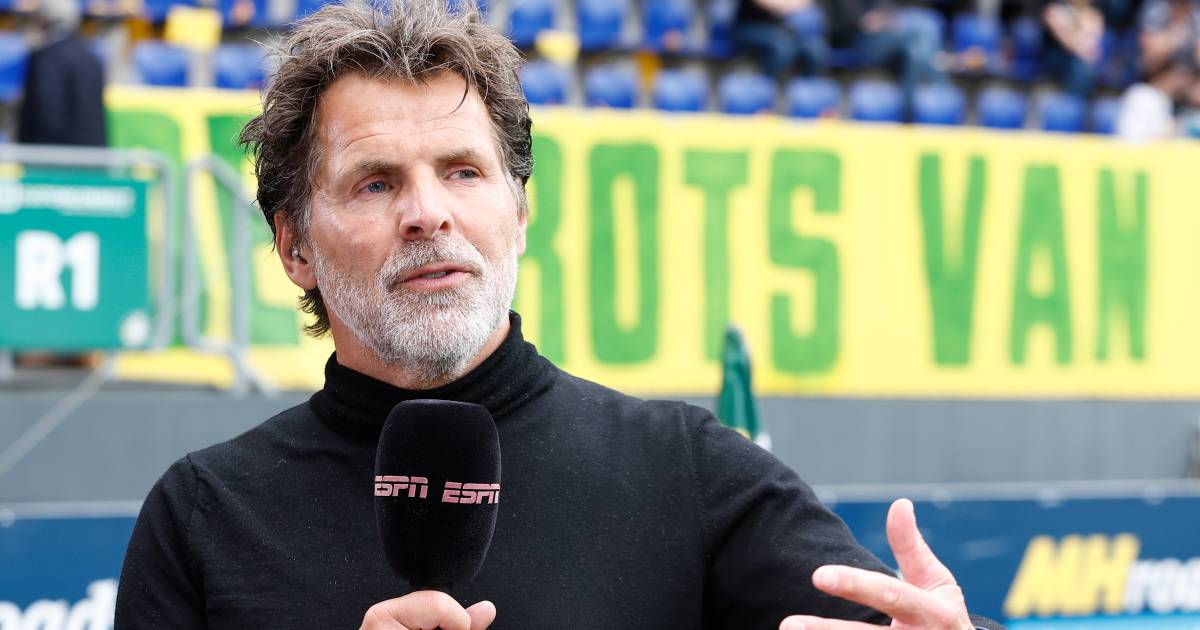 Toine van Peperstraten in gesprek met radiozender JOE | Show | AD.nl