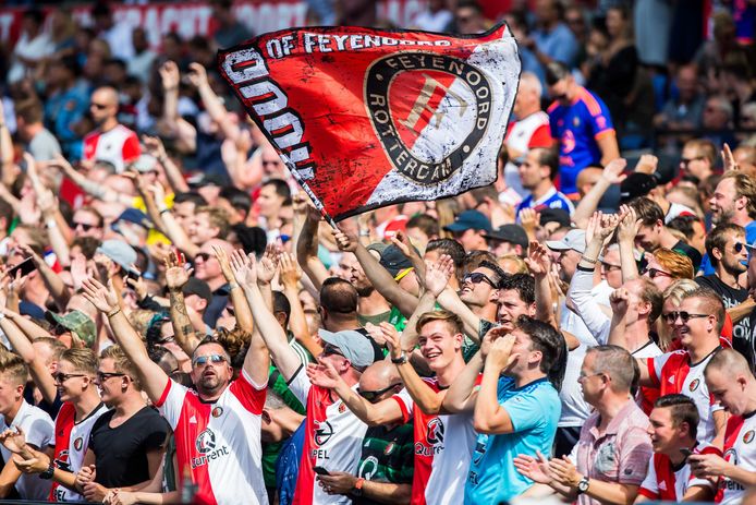 Feyenoord: spandoek met 'I love De Kuip' toegestaan | Rotterdam | AD.nl