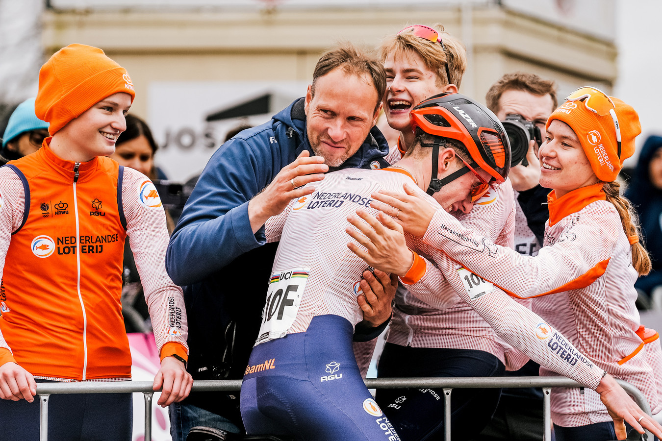 De eerste gouden medaille is binnen voor Nederland: ‘Dit was heel leuk ...