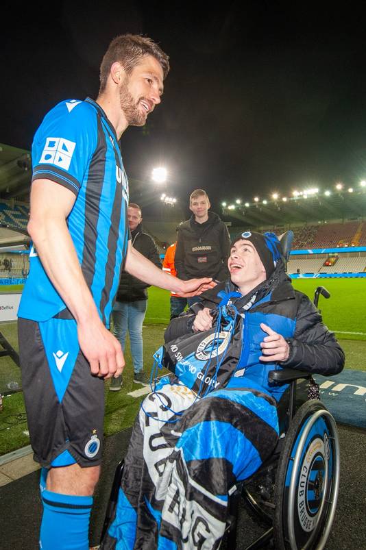Trouwste fan van Club Brugge is niet meer, Janis (23) verliest moedige ...