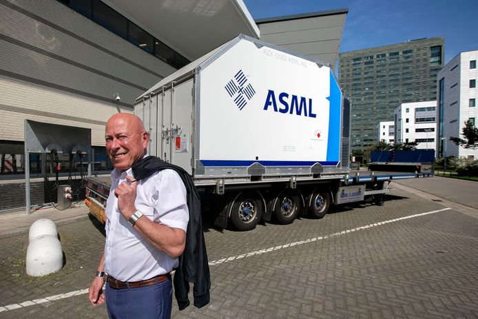 Eén chipmachine van ASML vult tweeënhalve Boeing 747 | Brabant ...
