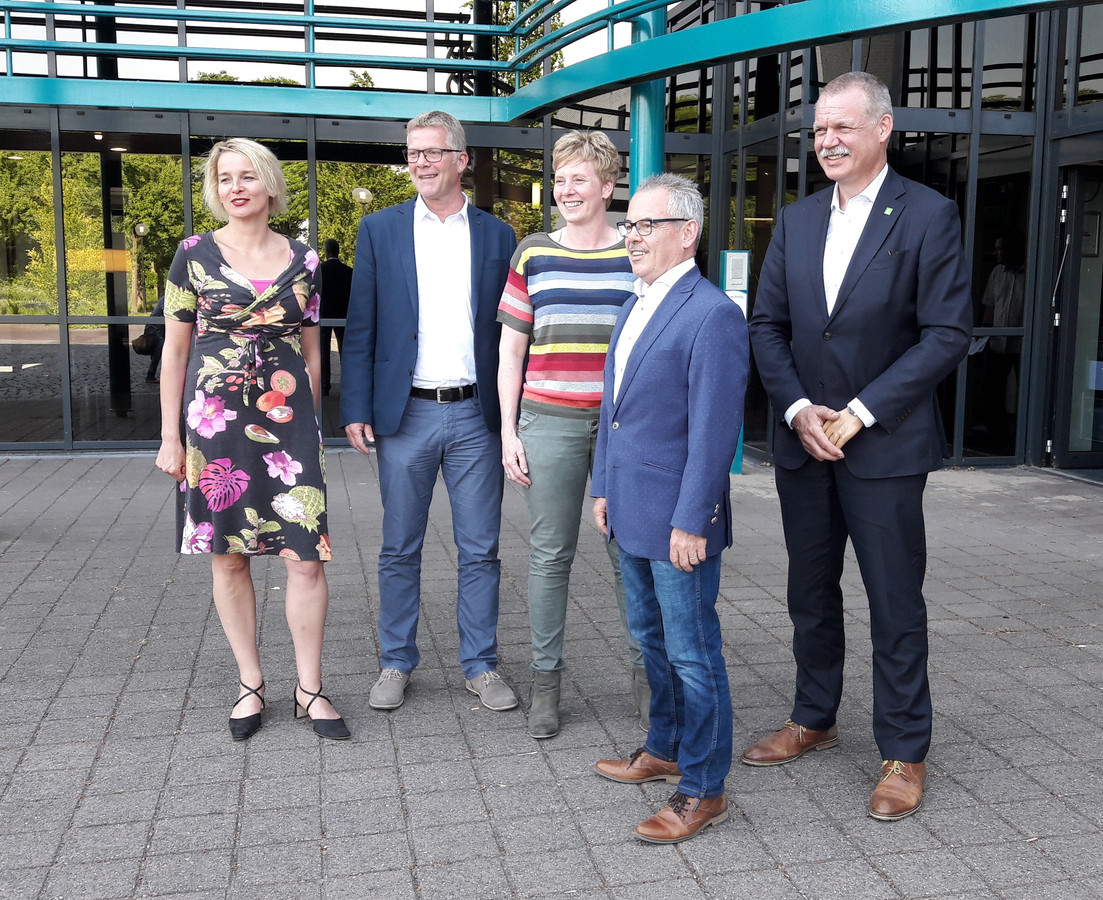 Vijf wethouders in nieuwe college Oude IJsselstreek | Foto ...