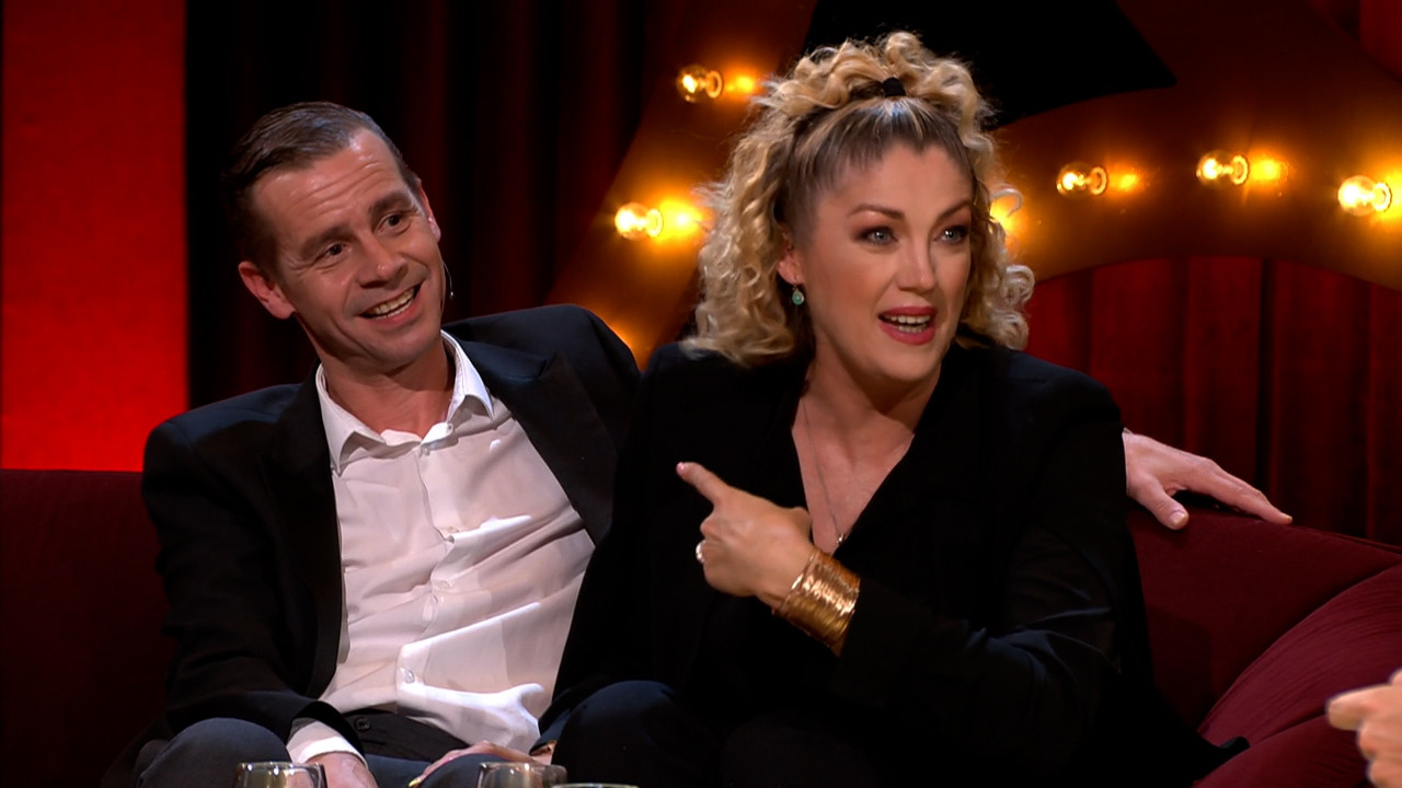 Sam Gooris onthult hoe zijn vrouw hem destijds heeft verleid: “Kelly ... Sam Gooris onthult hoe zijn vrouw hem destijds heeft verleid: “Kelly ...