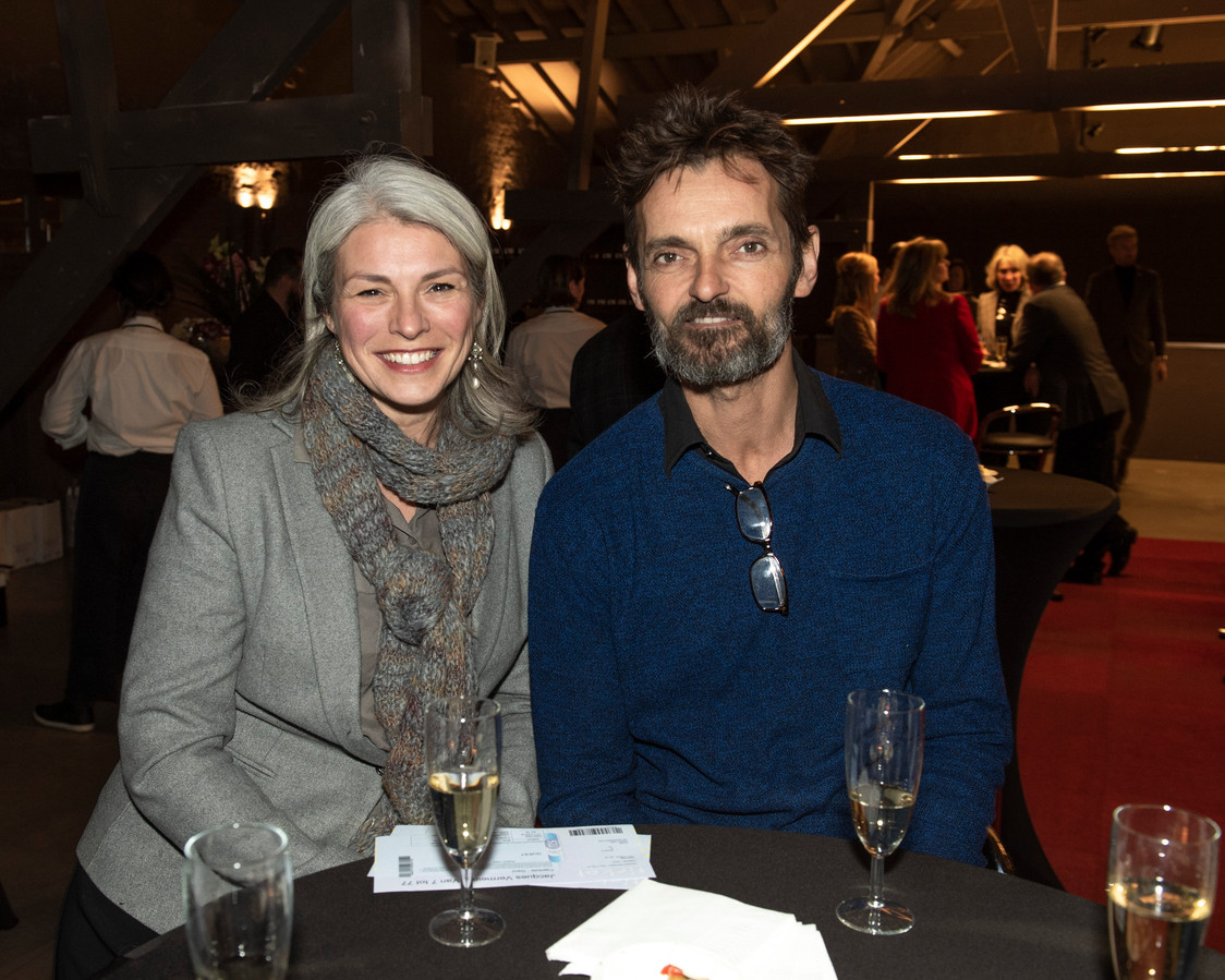IN BEELD. Veel bekend sportvolk op première van Jacques Vermeire | Foto ...